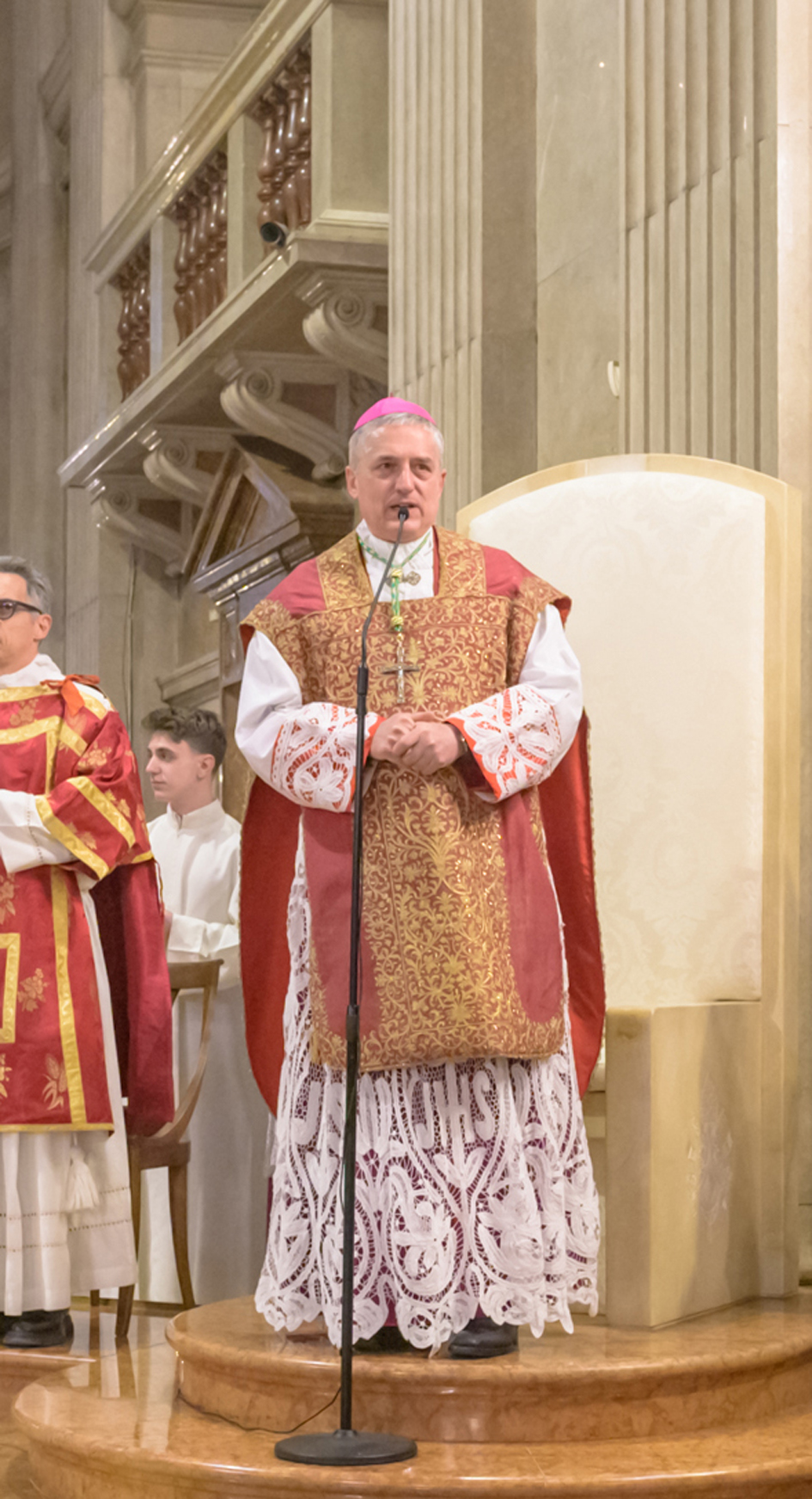 Il 30° di ordinazione sacerdotale di Mons. Vittorio Viola - Il Popolo ...